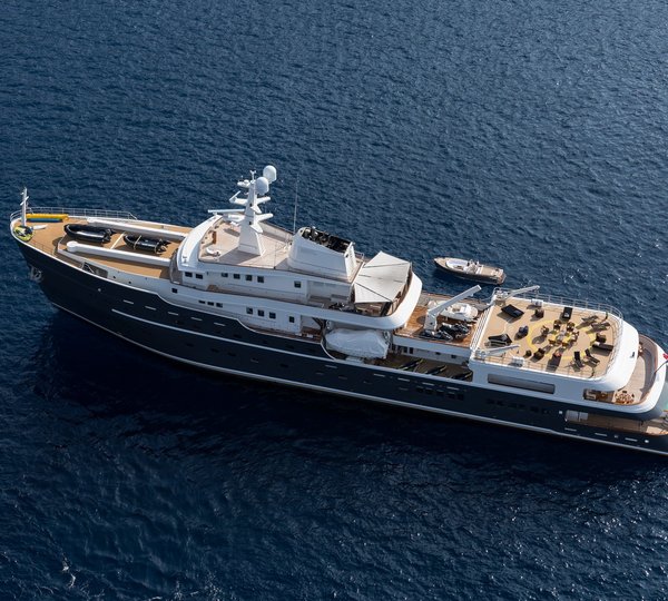 LEGEND Yacht Charter Details, IHC Verschure & ICON Yachts ...
